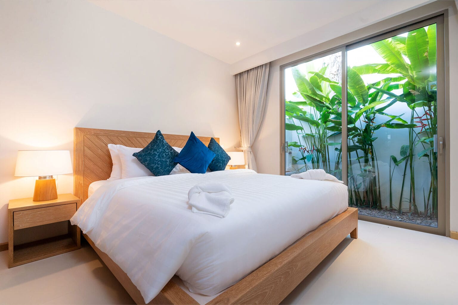 Jason Windows' Sliding Aluminium Doors: Style & Security - Ross's ...